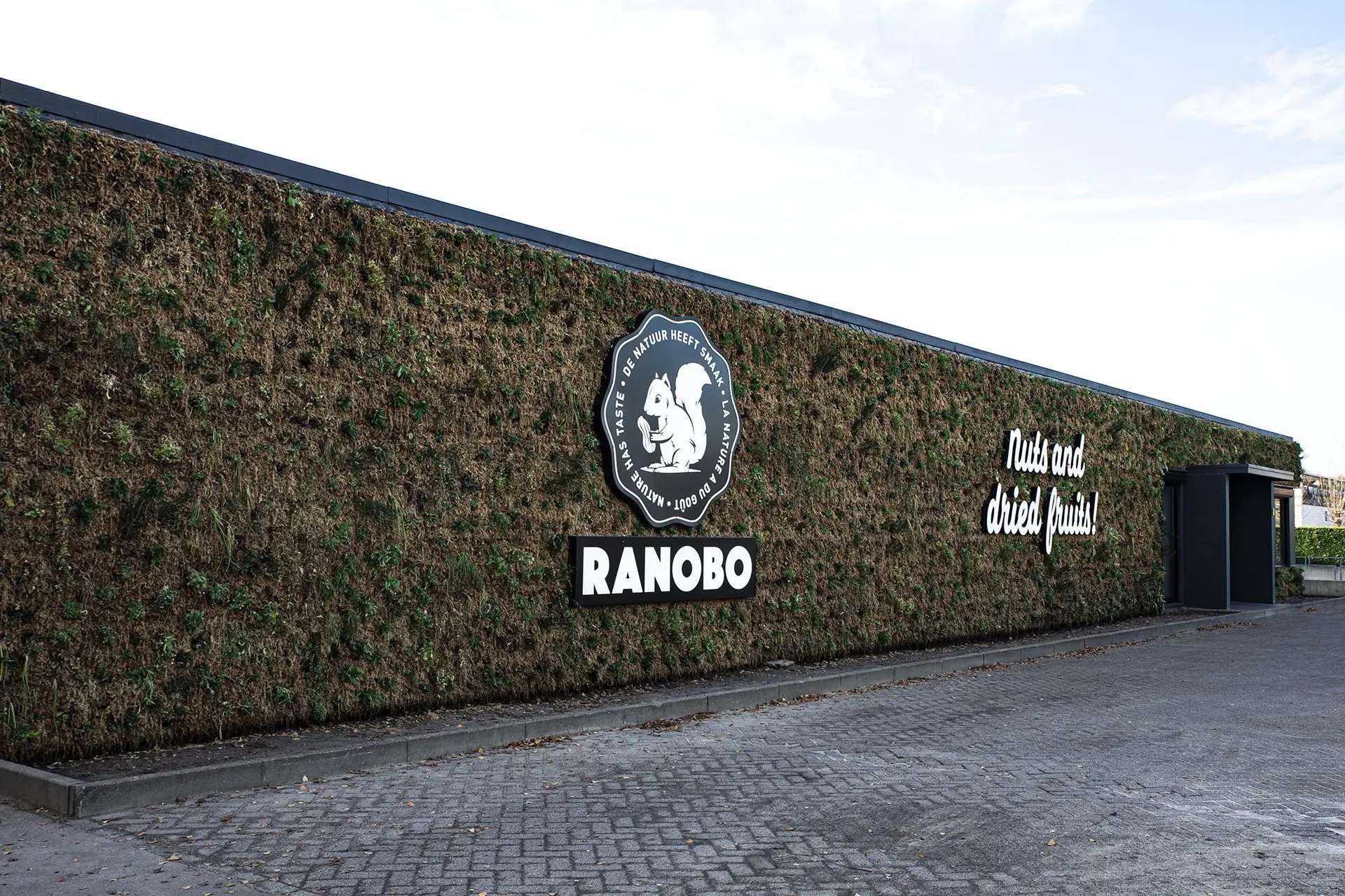 Ranobo’s duurzame notenverpakking met PaperSeal® trays - Greenflex